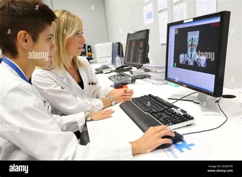 Treatment Orl With Imrt Intensity Modulated Radiation Therapy Medical Physics Radiation