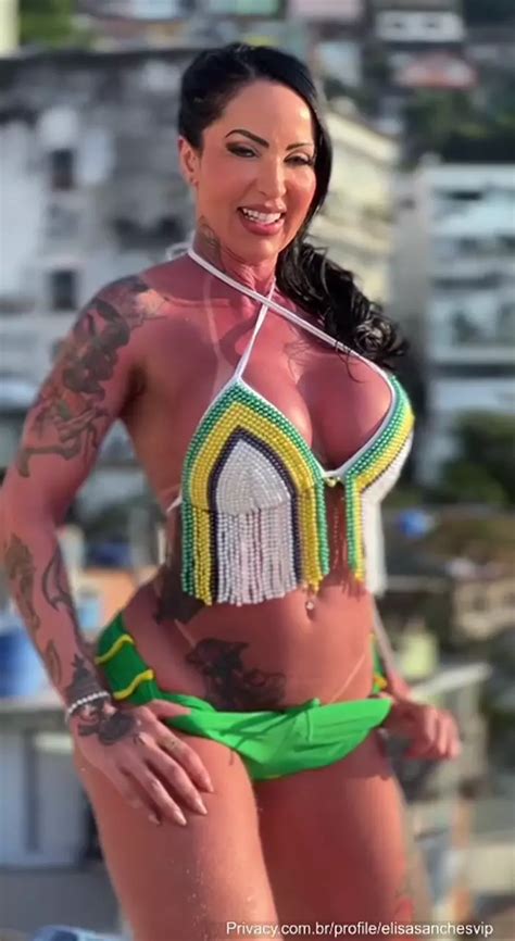 ¡elisa Sanches Un Espectáculo De Belleza Sacudiendo Un Ensayo Más
