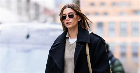 Как студентка Хейли Бибер оделась словно в университет и показала новую модную стрижку