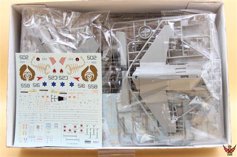 Rowasp Modelbouwkinetic 1 48 F 16c Block 40 Israeli Air Force F 16c Barak Rowasp Modelbouw