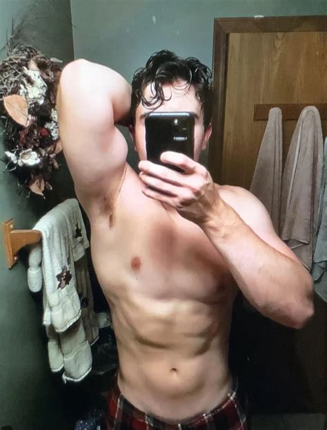 Worship Your Master Dm To Be A Fag For Your Alpha Scrolller