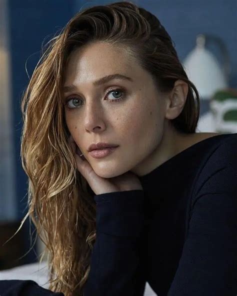 Elizabeth Olsen Scrolller