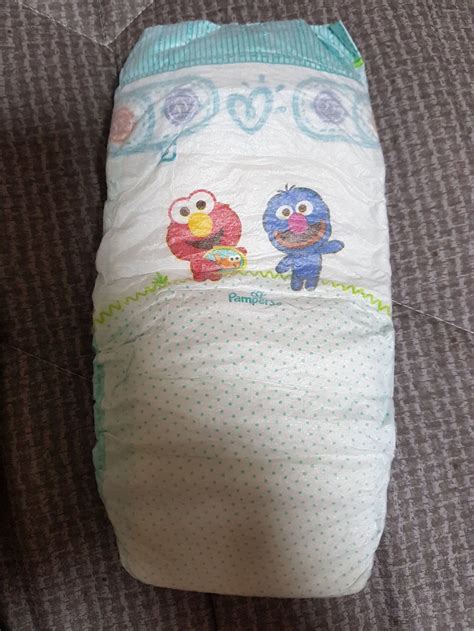 팸퍼스 시리즈들 기저귀 유아화 채널