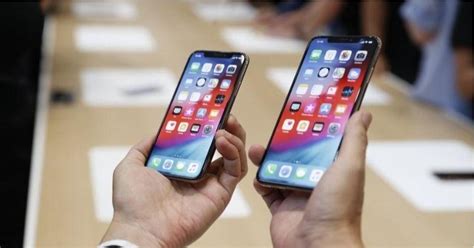 The Display On The IPhone XS Max Is Scientifically Less Harmful For Your Eyes Than The IPhone X