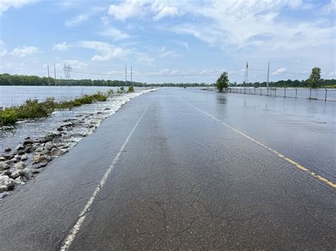 Mississippi River Crests Above Flood Stage In Vicksburg