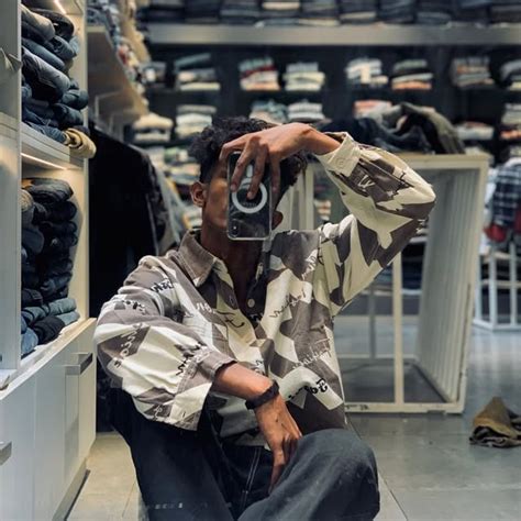 Muhsirmohd Muhsir • Threads Say More