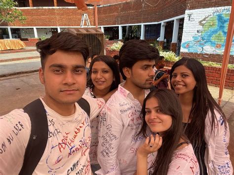 Tisha Garg On Linkedin College Farewell Friends