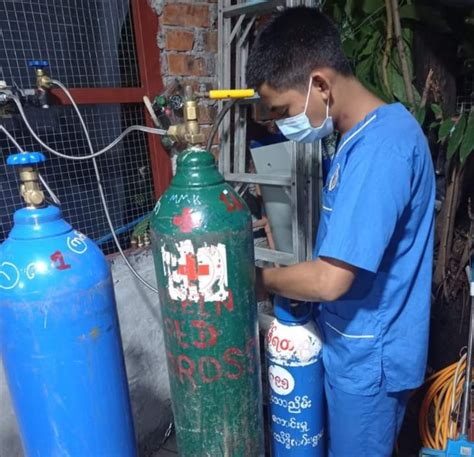 အင်းစိန်မြို့နယ်အတွင်းရှိ ပြည်သူများ အောက်ဆီဂျင်လိုအပ်လျှင် ကြက်ခြေနီအသင်း အင်းစိန် မှ ကူညီဆောင