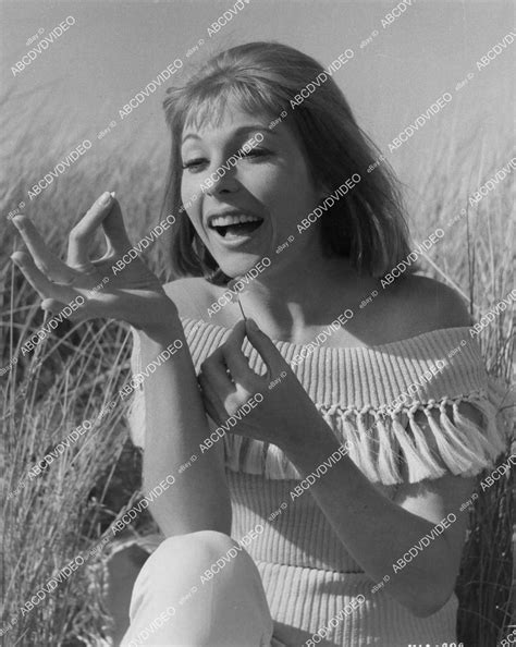 Crp 01662 1963 Lovely Liliane Brousse Picking Some Flowers Hammer Film