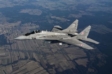 Us Military Baffled By Flying Objects