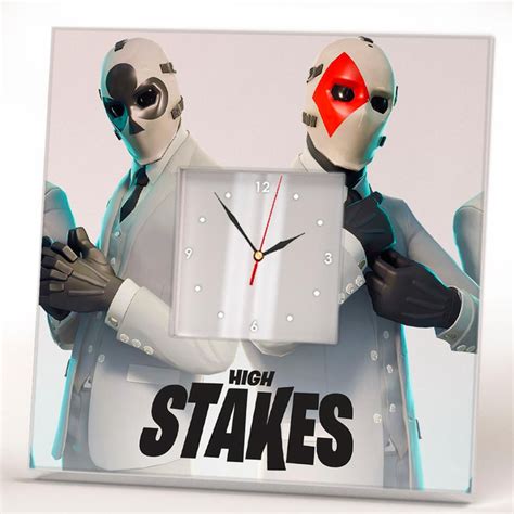 Часы Игра Fortnite Персонажи Фортнайт подарок для любителя видеоигр декор детской спальни