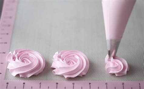 Pink Meringues Cookies For Valentines Day Passion For Baking Get Inspired Valentines
