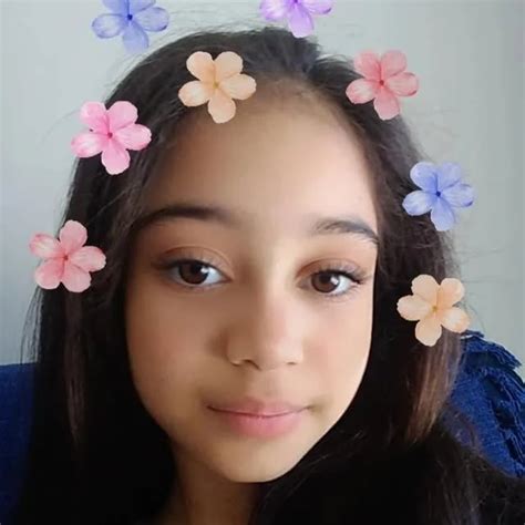 𝑨𝒚𝒍𝒍𝒂 𝑺𝒐𝒑𝒉𝒊𝒂 (@ayllinha.sophia) • Threads, Say more
