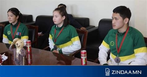 БУЛГАН Өсвөрийн боксчид алтан медаль хүртлээ