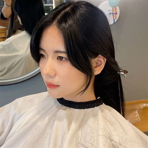요닝 큐쌤 Yoning Q On Instagram 손질쉬운 얼굴형에 어울리는 사이드뱅 🫶 옆머리 페이스라인컷 여자헤어스타일 Calzas Vestuarios