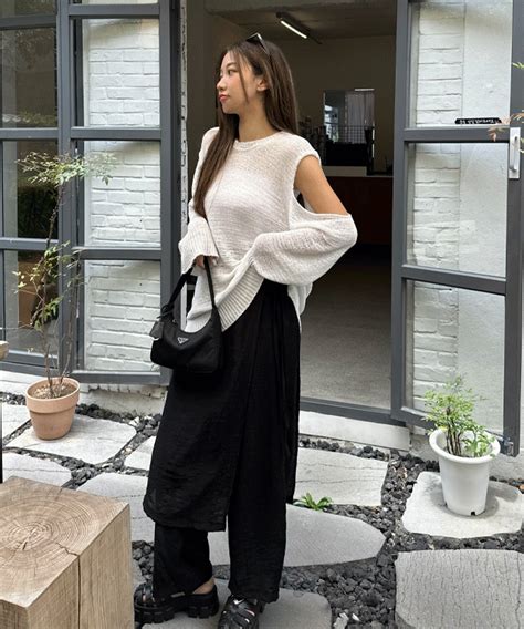 ~77양면 오버핏 데미지 트임니트 여름긴팔니트 루즈핏니트 77사이즈니트 하프니트 비치웨어 힙한니트 오버핏티셔츠 긴팔티 데미지니트 여름니트 시스루니트 여름휴가 Y2k