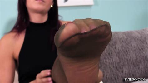 Helena Prices Foot Tease Eporner