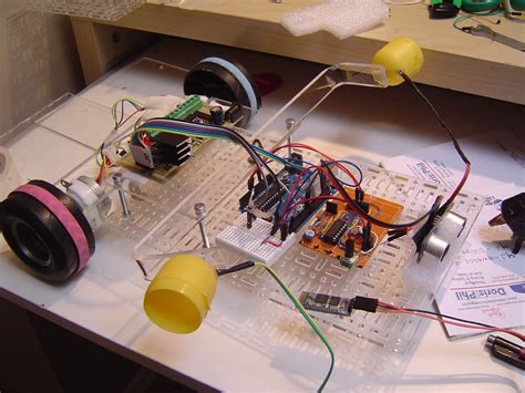 Experimenting With Sound Localization And Arduino Bots