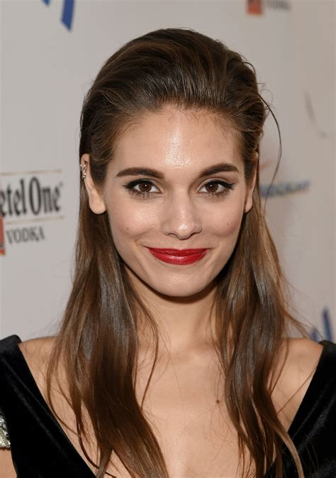 Caitlin Stasey Hot
