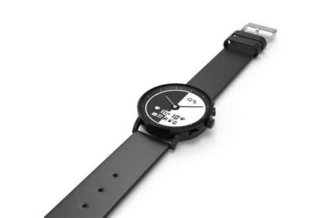 GLIGO Hybrid E-Ink Smartwatch | Gadgetsin