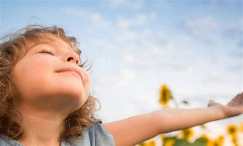 শিশুর ভিটামিন ডির ঘাটতি জেনে নিন লক্ষণগুলো