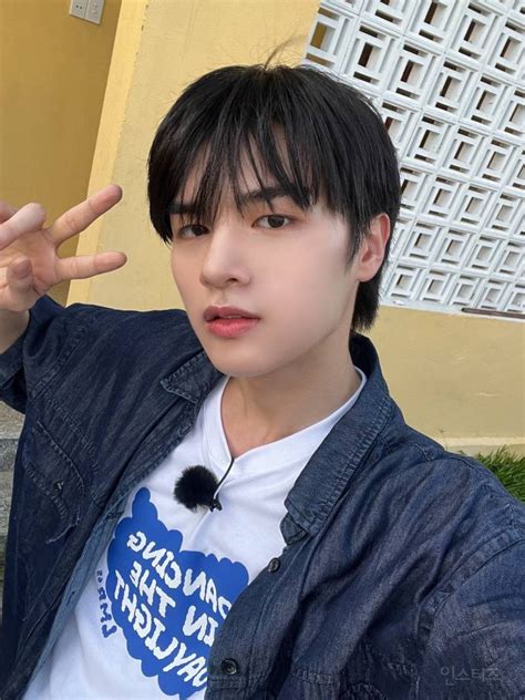 얼굴 맛집 판타지오의 선택을 받은 신인 남자 아이돌  인스티즈 Instiz 이슈 카테고리