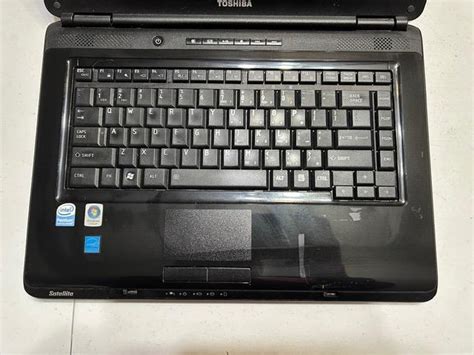Toshiba Satellite 1300 Intel Pentium T3000 DDR 2 2 GB Property Room