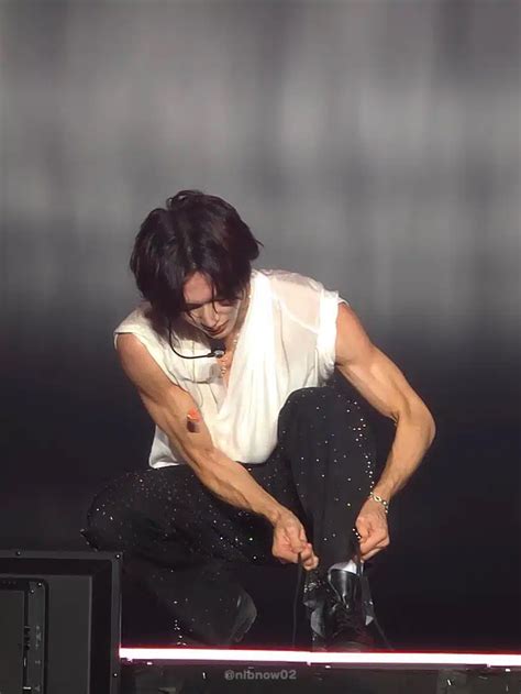 생각보다 몸이 너무 좋은 라이즈 원빈 팬플러스 커뮤니티