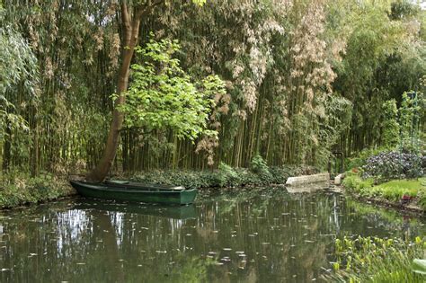 Nicolas Thomas Photos