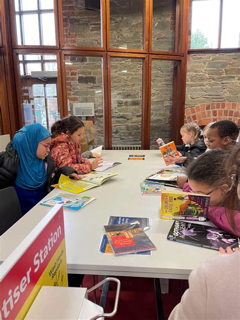 2nd And 3rd Class Library Visit St Nicholas Ns