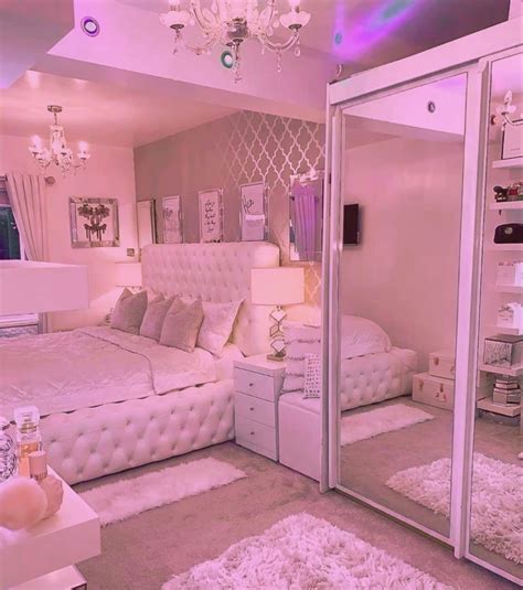Pin By Lola On Room Inspo X Classy Bedroom Luxury Room Bedroom
