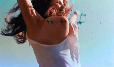 Bouncing Boobs Bouncing Tits Big Naturals Gif Retrofucking