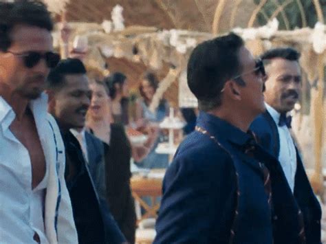 Second Song Of Bade Miyan Chhote Miyan Released ‘बड़े मियां छोटे मियां का दूसरा गाना रिलीज