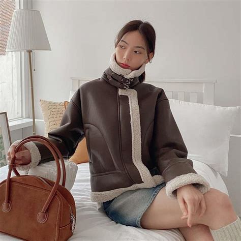 여자 하이넥 오버핏 시어링 양털 레더 겨울 무스탕 자켓p352335212 믿고 사는 즐거움 Ssgcom