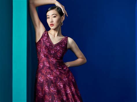 Viva Magenta Pantone S Colour Of The Year Fashion Picks