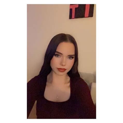 Julia🤍 Julia1902 On Threads