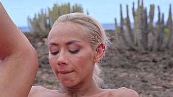 Athletic Blonde Veronica Leal Gets Dpd By Two Strangers Outside Gp Xnxx Com