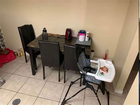 Basement 15 Hinchley Wood Grve Brampton On For Lease Honestdoor