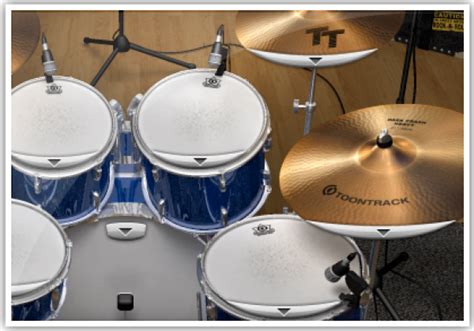 Features Drum Replacer Plug In