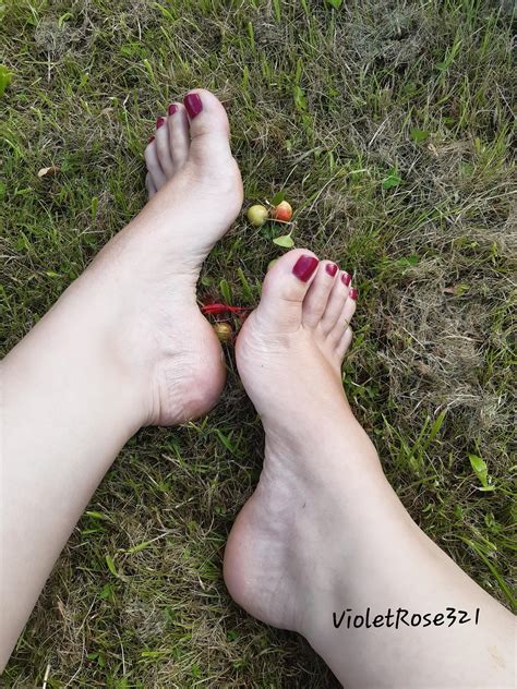 Uk Size 8 Feet 💋 R Bigfeetgirls