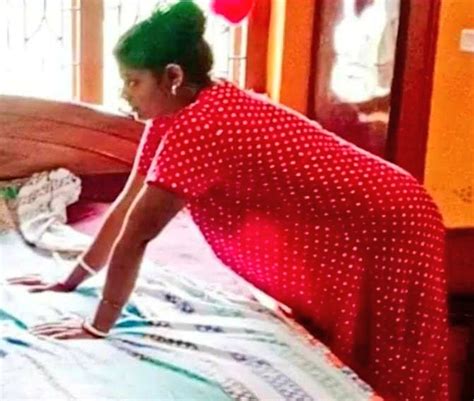 Kis Kis Ki Randi Maa Aaise Karti Hai Scrolller