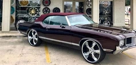 Nasty Vert 1971 Oldsmobile Cutlass On 24 Wheels Big Rims Custom Wheels