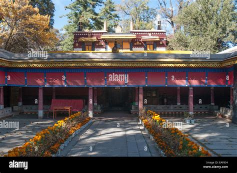 Dalai Lama Sommerpalast Fotos Und Bildmaterial In Hoher Auflösung Alamy