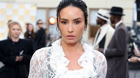 Demi Lovato Celebrates With Poot A Meme For The Ages