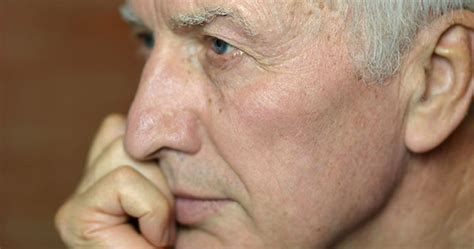 ახლა მამა ძალიან ნანობს რომ 20 წლის წინ დედაჩემი მიატოვა