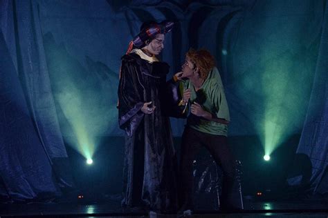 Frollo And Quasimodo On Scene By Teatrorodarly On Deviantart