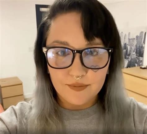 Amanda Bynes Shares Face Tattoo Removal Progress On Instagram