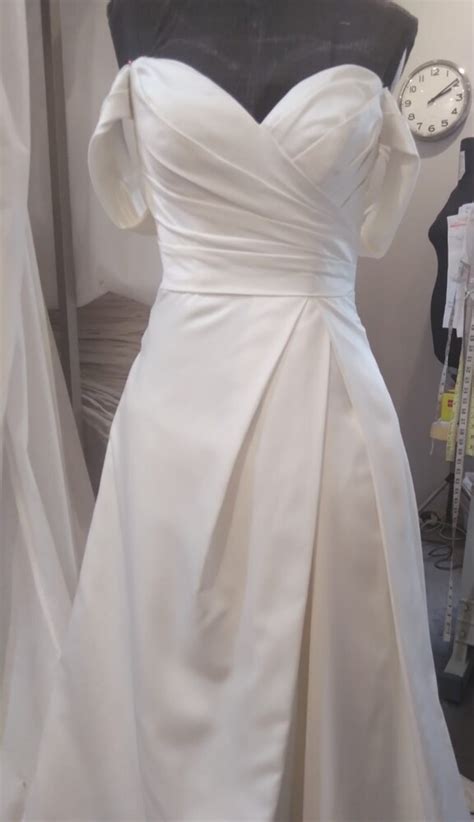 Best Kept Shared Rent Lend And Sell Designer Fashion In Dubai