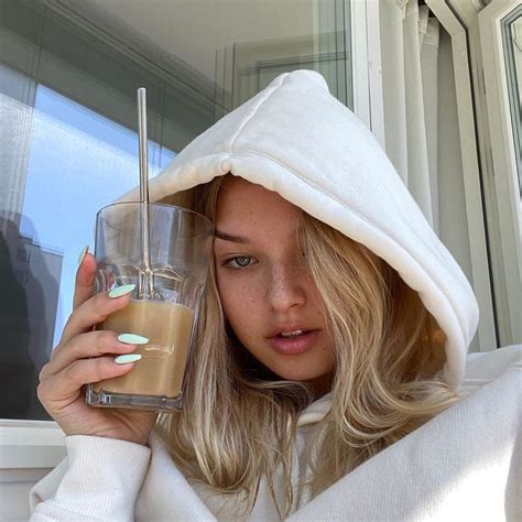 Caught My Eye Michael Sanzone Celebrities Selfie Mirror Selfie