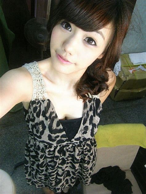 【画像】台湾の美少女「chen Wei」が15歳にしてはおっぱいデカすぎだと話題に ポッカキットポッカキット